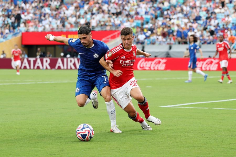 Chelsea beat Benfica in comical Club World Cup game