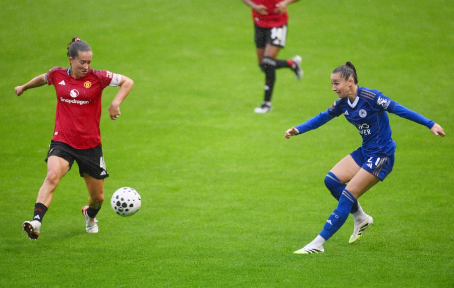 Skinner compares ‘ultra competitor’ Maya Le Tissier to Lucy Bronze ...