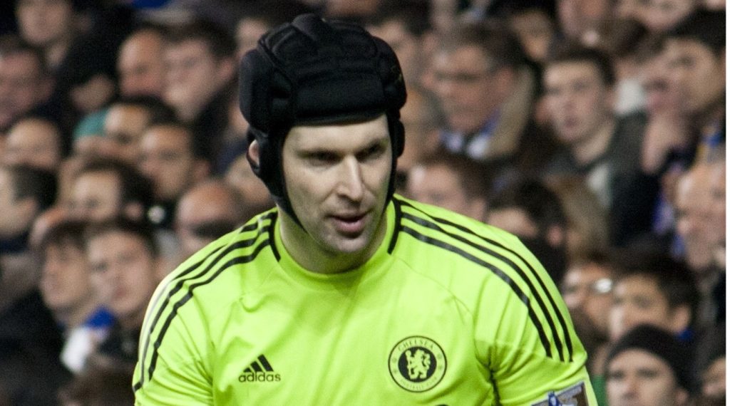 Former Chelsea and Arsenal goalkeeper Cech 'proud and honoured' to be ...